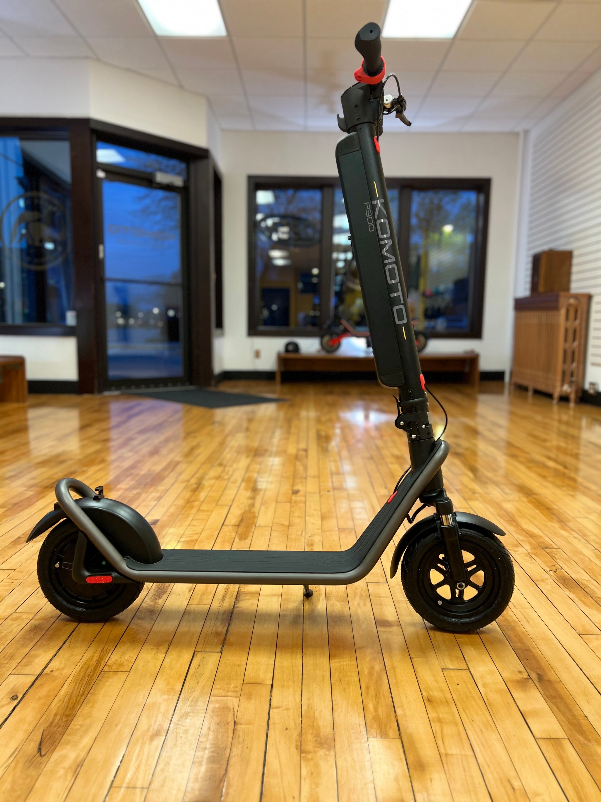 KOMOTO Electric Scooters - Better Built Electric Glide